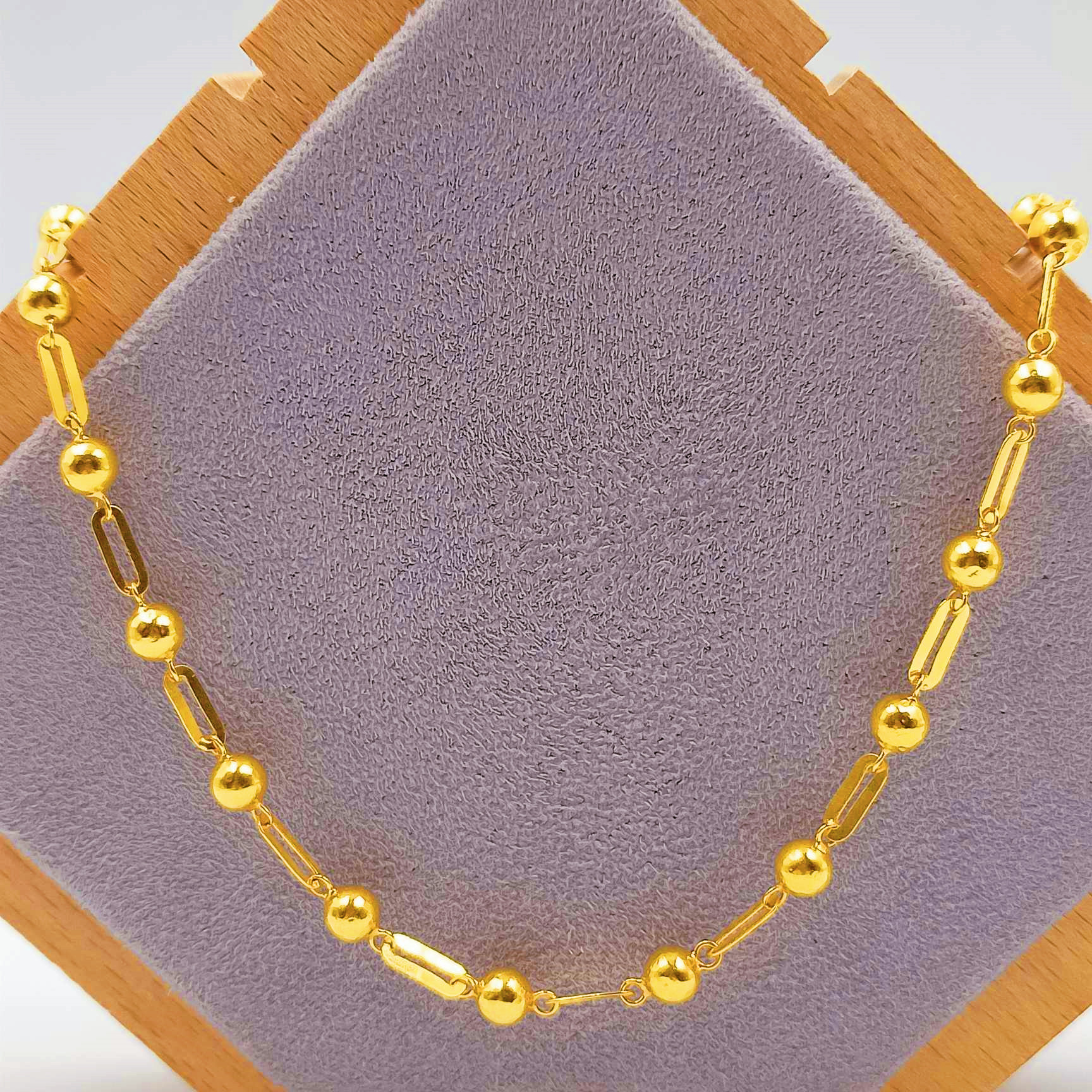 916 Gold Plain Ball Clip Chain – Marina Goldsmith